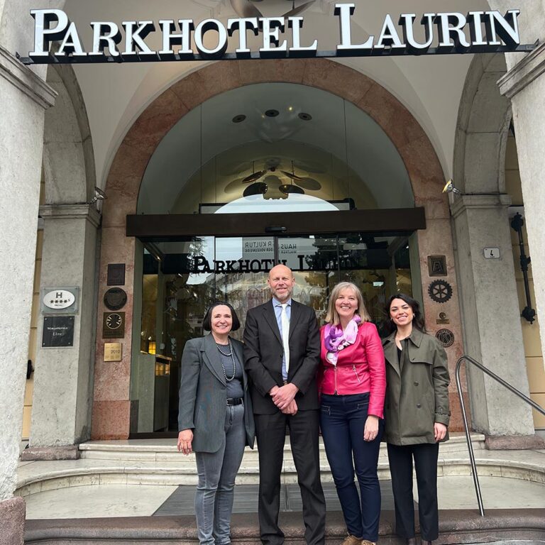 Mamazone meets Hotel Laurin – Mamazone